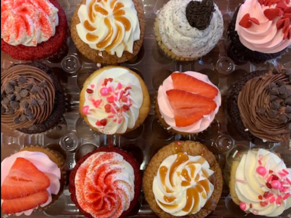 Valentine's Day Cuppies! - Sassy Cakes Naples Custom Cakes