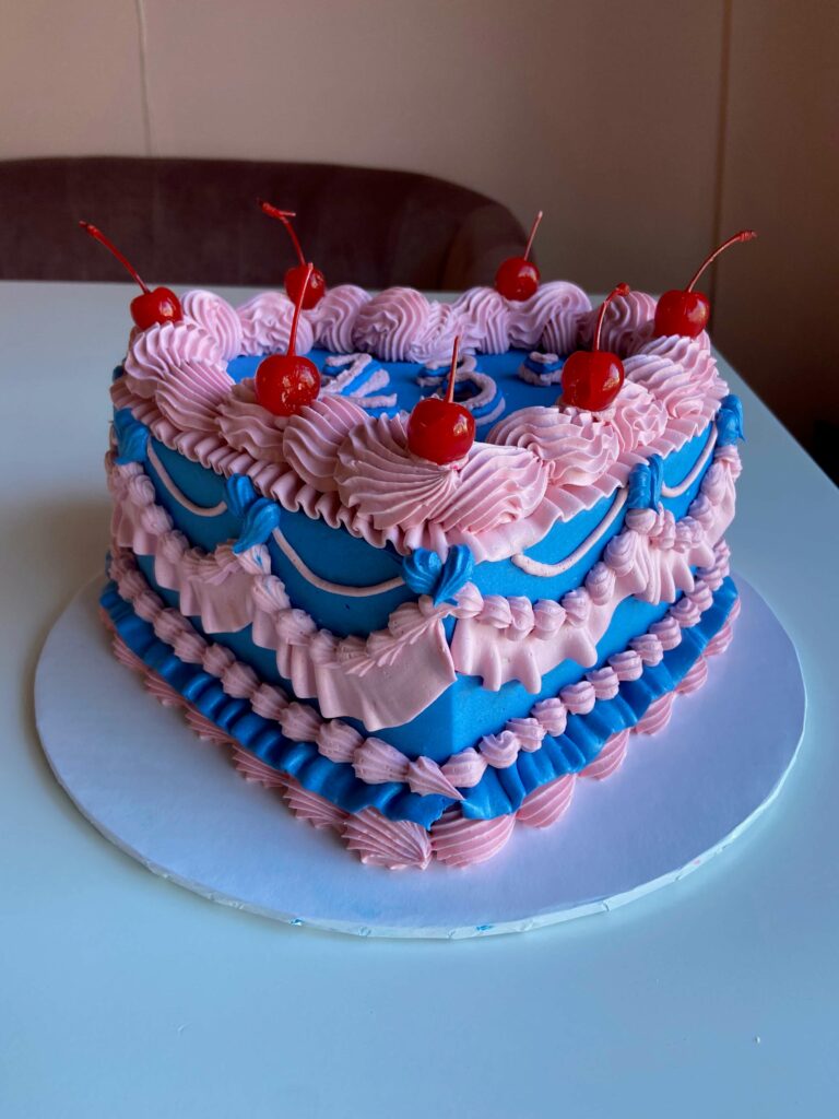 Vintage Heart Cake - Sassy Cakes Naples Custom Cakes